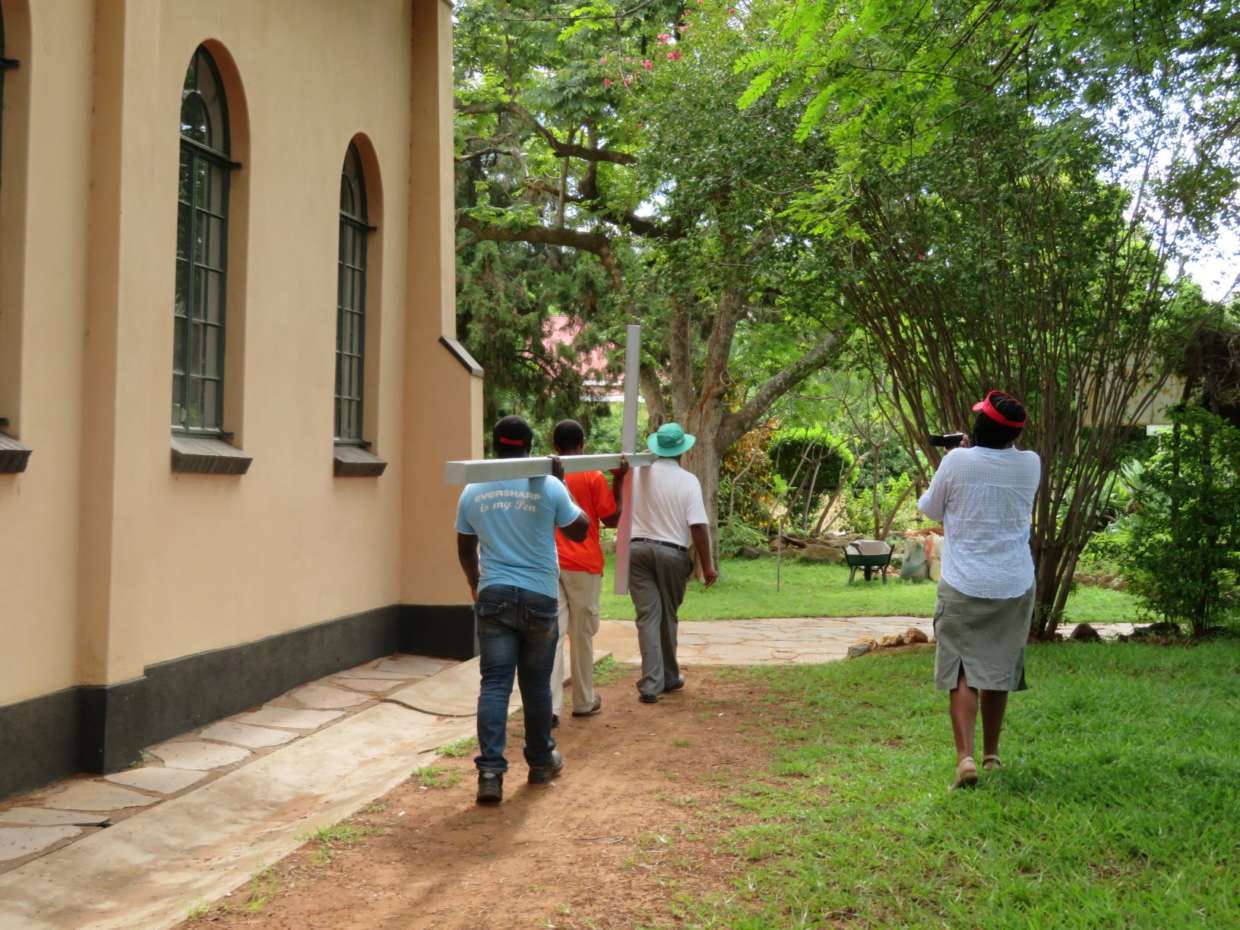 Bringing on the Cross | Christian Cross Ministries