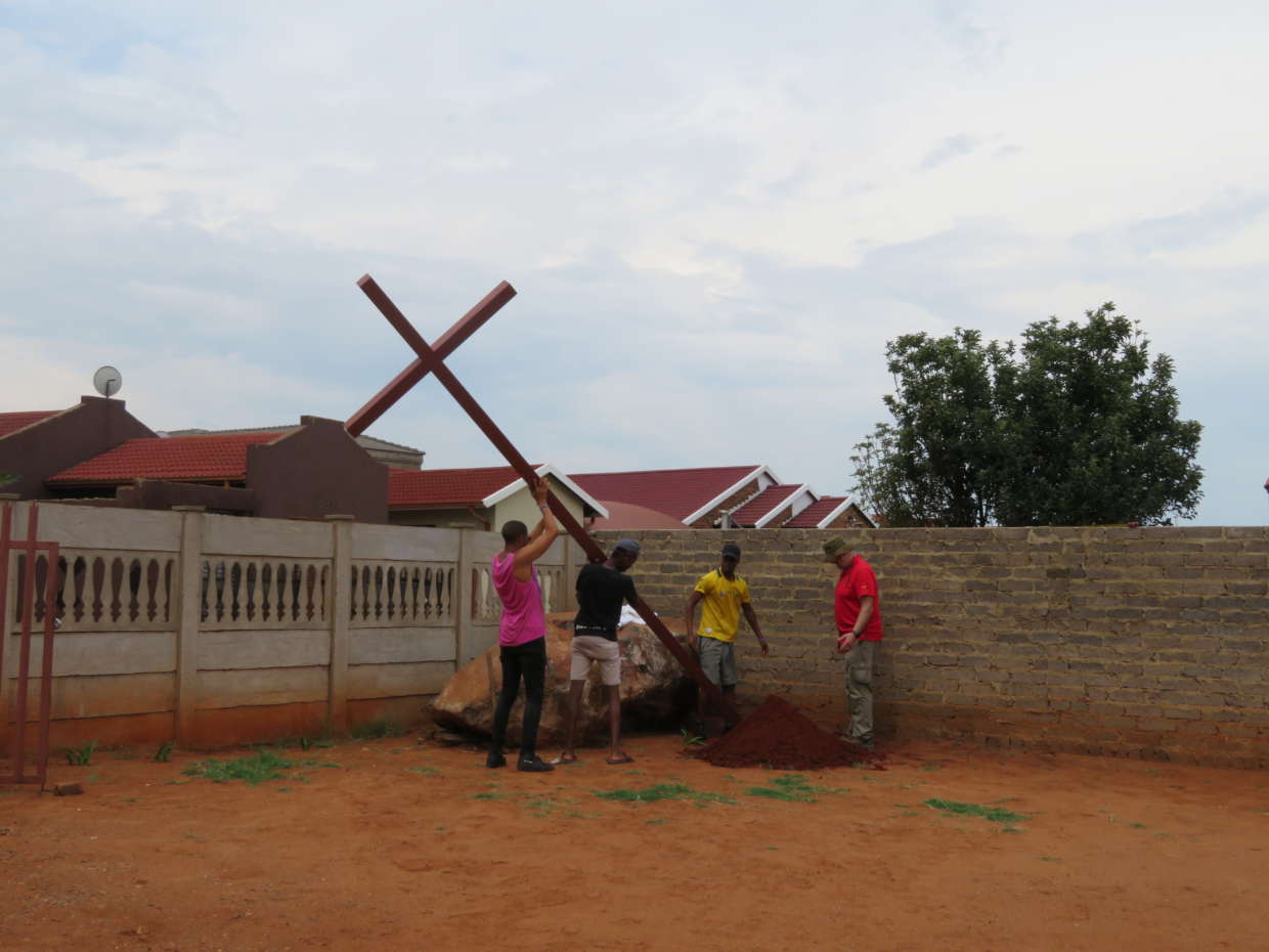 Lifting | Christian Cross Ministries