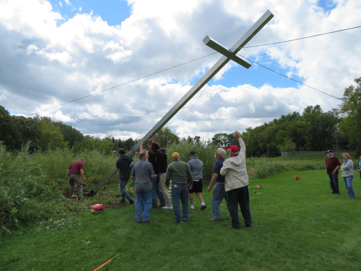 Lifting Cross | Christian Cross Ministries