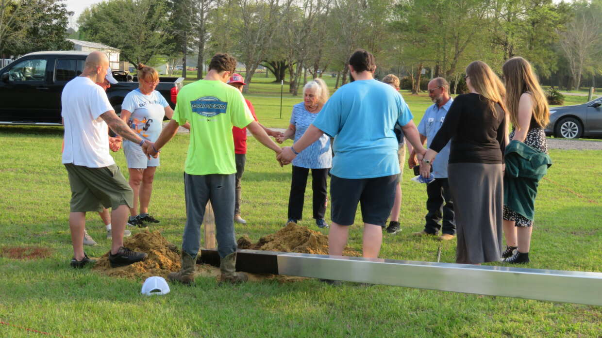 Pastor Carol Praying and Teaching on Holy Spirit | Christian Cross ...