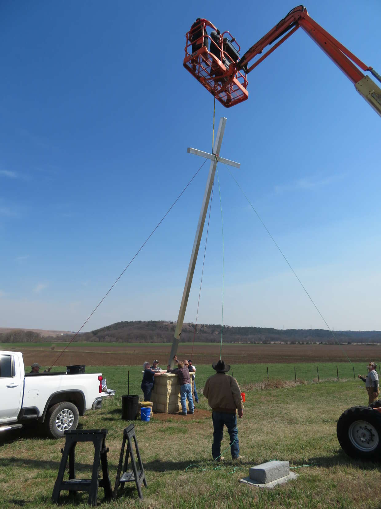 Setting Cross Inside Stone Pedestal | Christian Cross Ministries